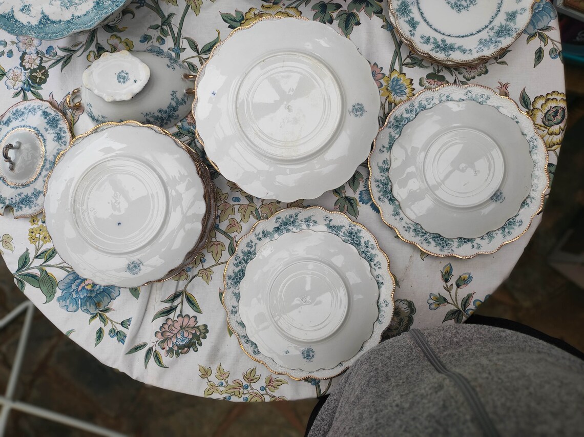 Antique Set of Dishes From the 1800s Decorated With Gold. 34 Items - Etsy