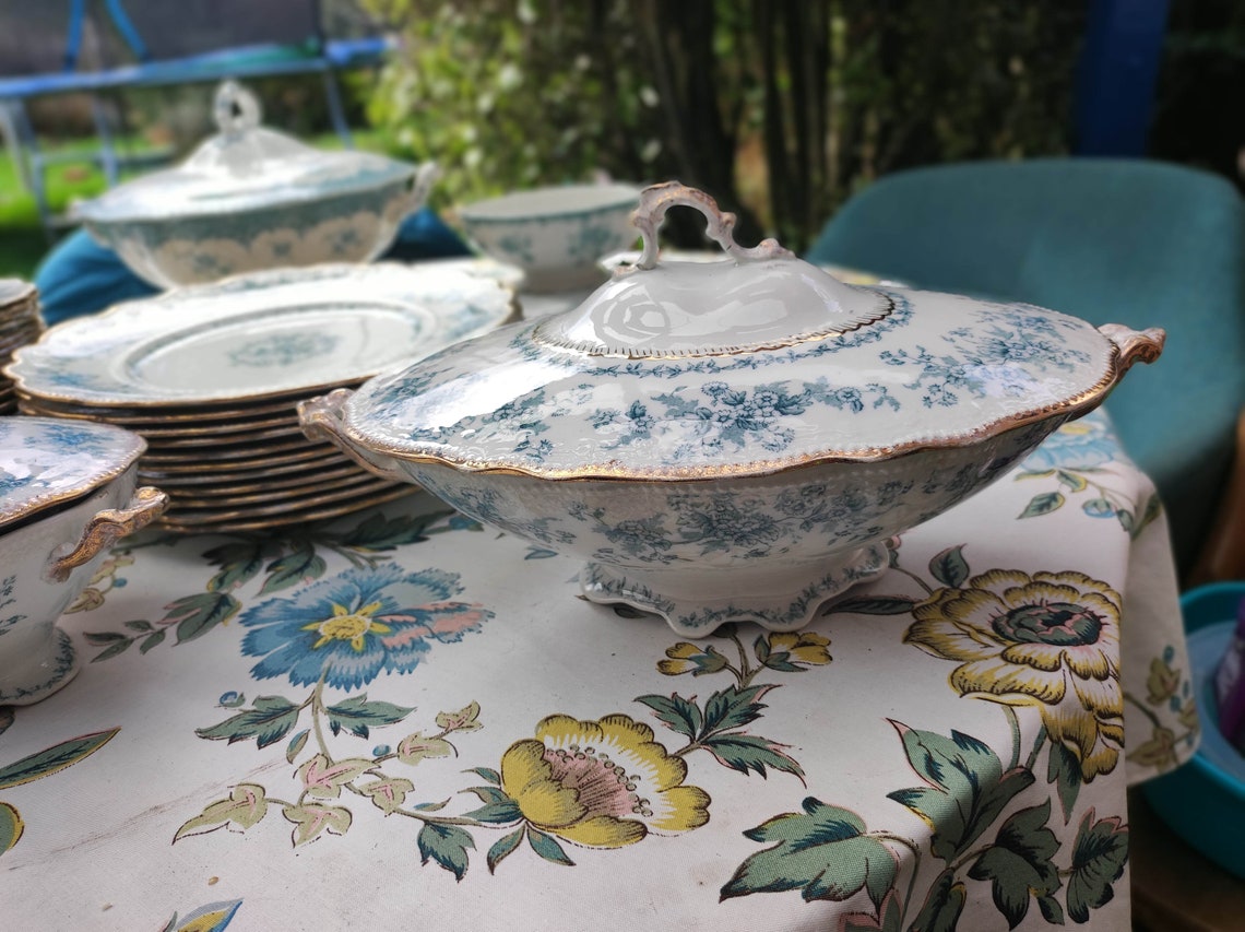 Antique Set of Dishes From the 1800s Decorated With Gold. 34 Items - Etsy