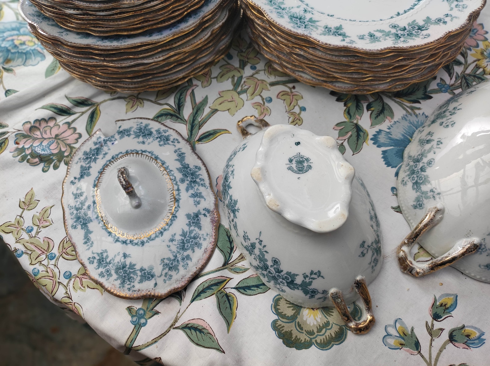 Antique Set of Dishes From the 1800s Decorated With Gold. 34 Items - Etsy