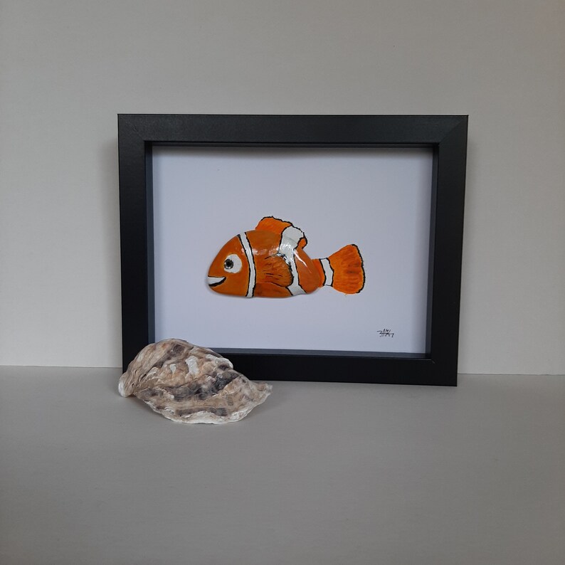 Pebble Art Clown Fish, Hand Painted Beach Stone, Gorgeous Gift for Kids ...