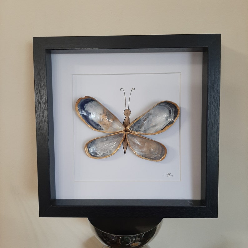 Sea Shell Art, Sea Shell Butterfly, Pebble Art, Sea Glass Art, Couple ...