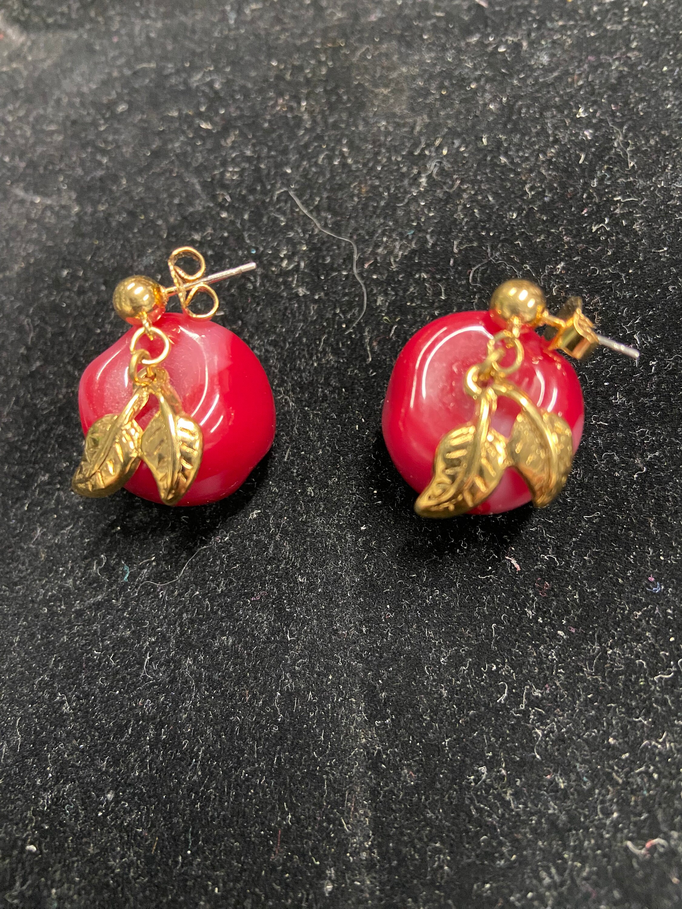 Pierced Earring Red Three Dimensional Apples Fruit Drop Dangle 1" - Etsy
