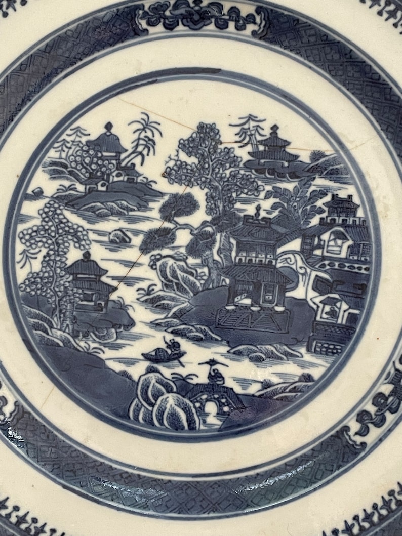 Antique Chinese Export Nanking Pattern Blue and White Plate Circa 1820 ...