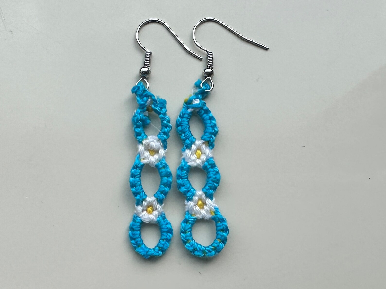 DAISY CHAIN COLLECTION: Friendship Bracelet & Earrings Handwoven ...