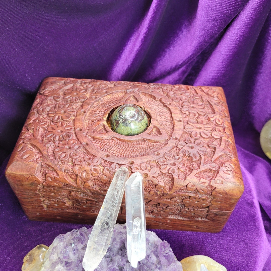 Spirit Catcher Box Locks Down Evil Entities and Gives You Complete ...