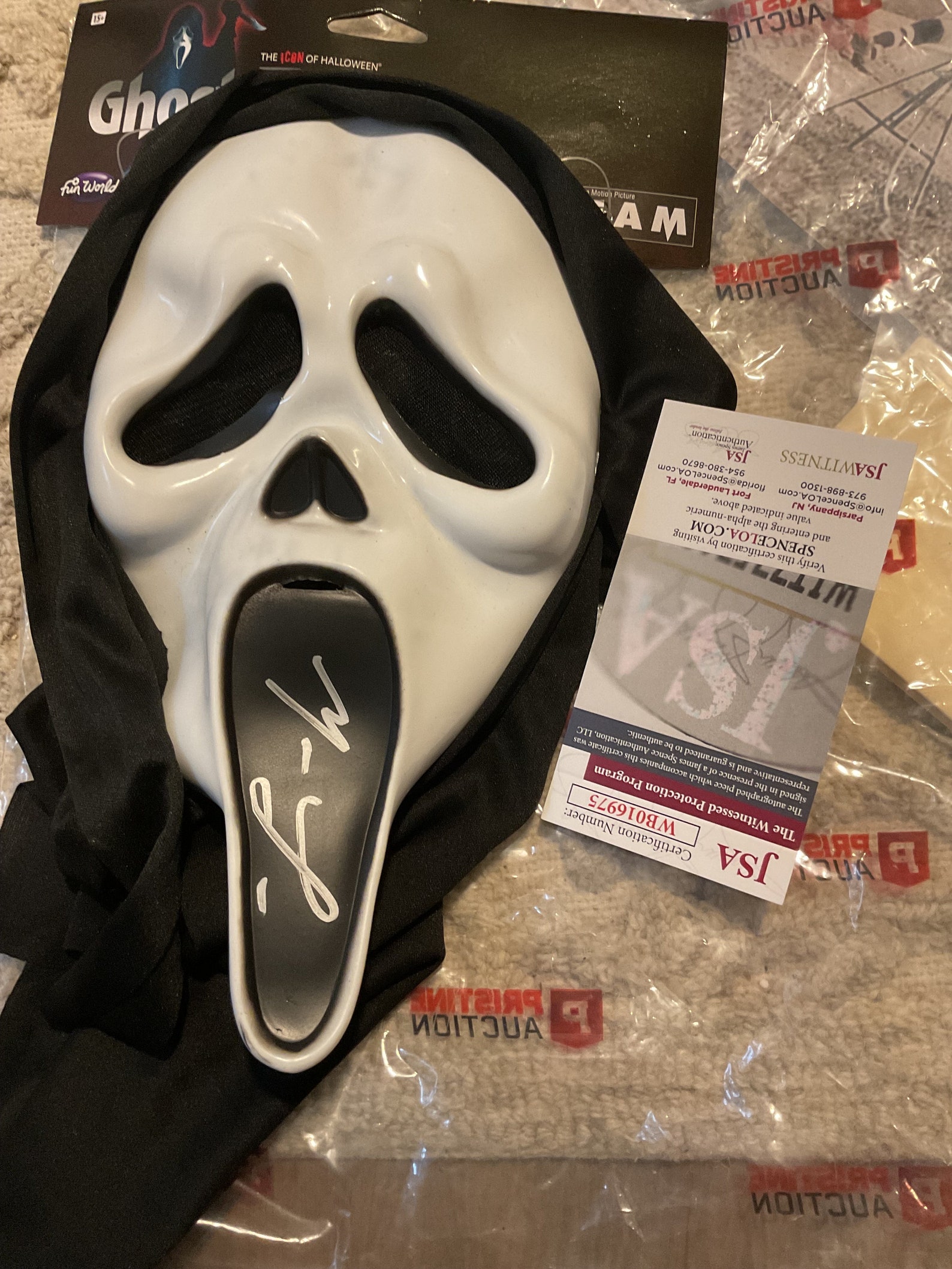 Matthew Lillard Signed Scream Ghostface Mask. - Etsy