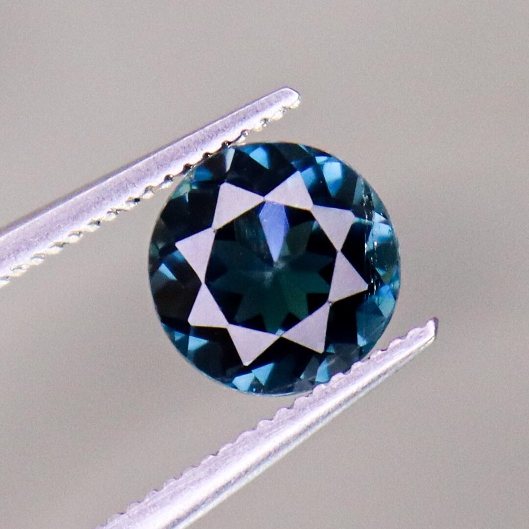 Round London Blue Topaz Gemstone, 1.50 Carats, Natural London Blue ...