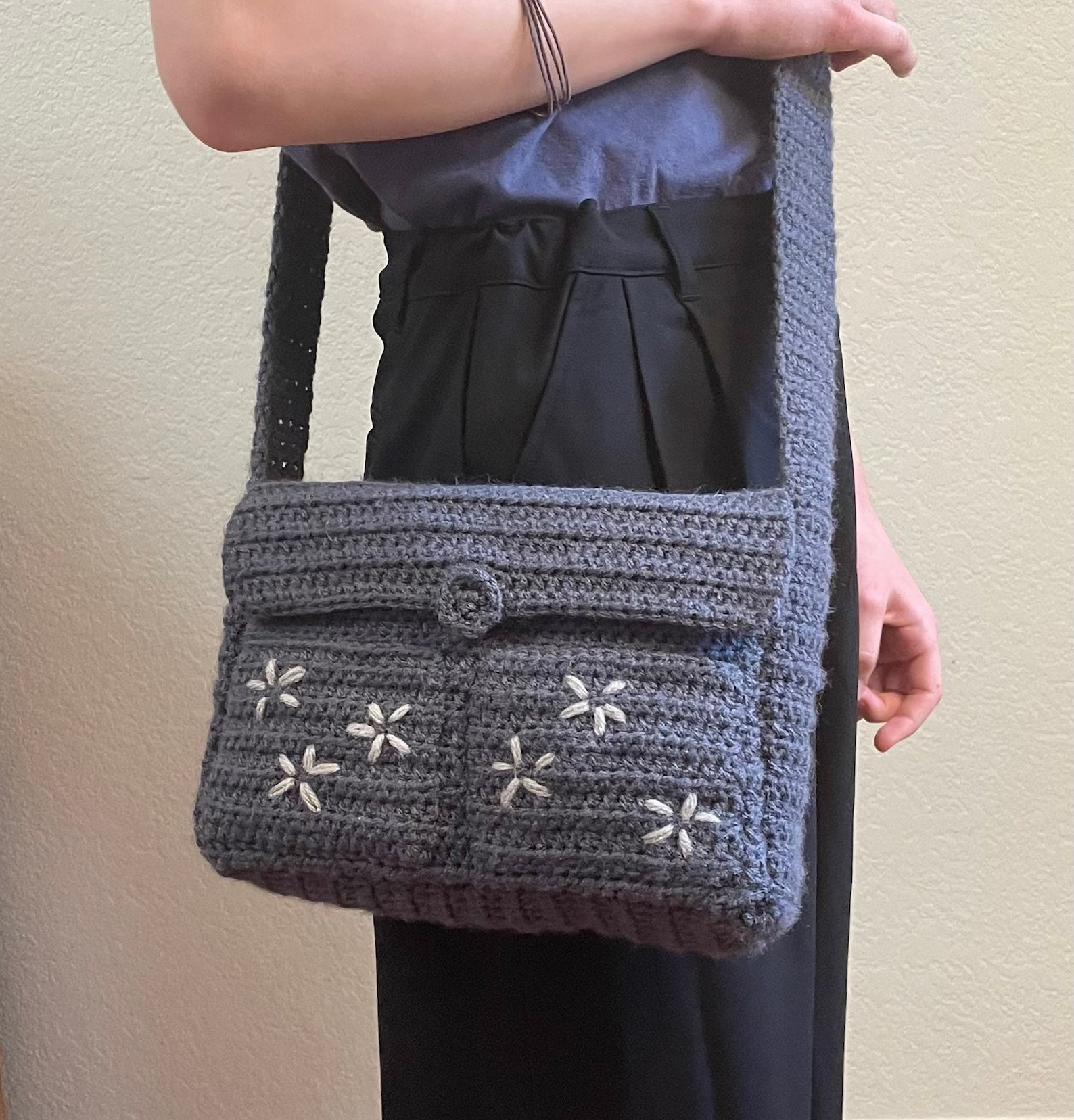 Crochet Pattern | Flower Messenger Bag | Crochet Messenger Bag Pattern ...