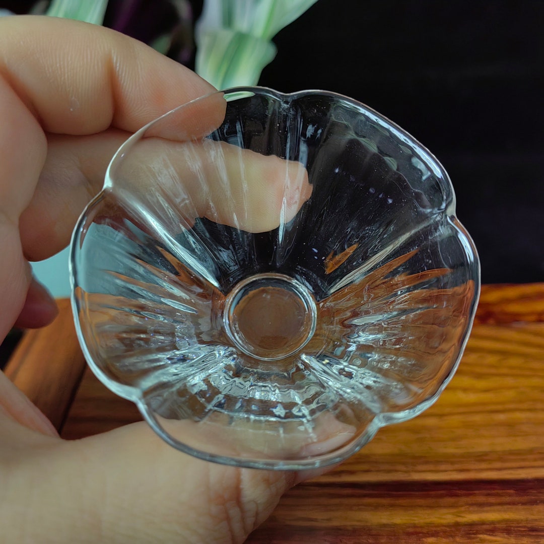 Set of 4 (1.7oz) Japanese Sense of Crystal Kung Fu Tea, Five Petals ...