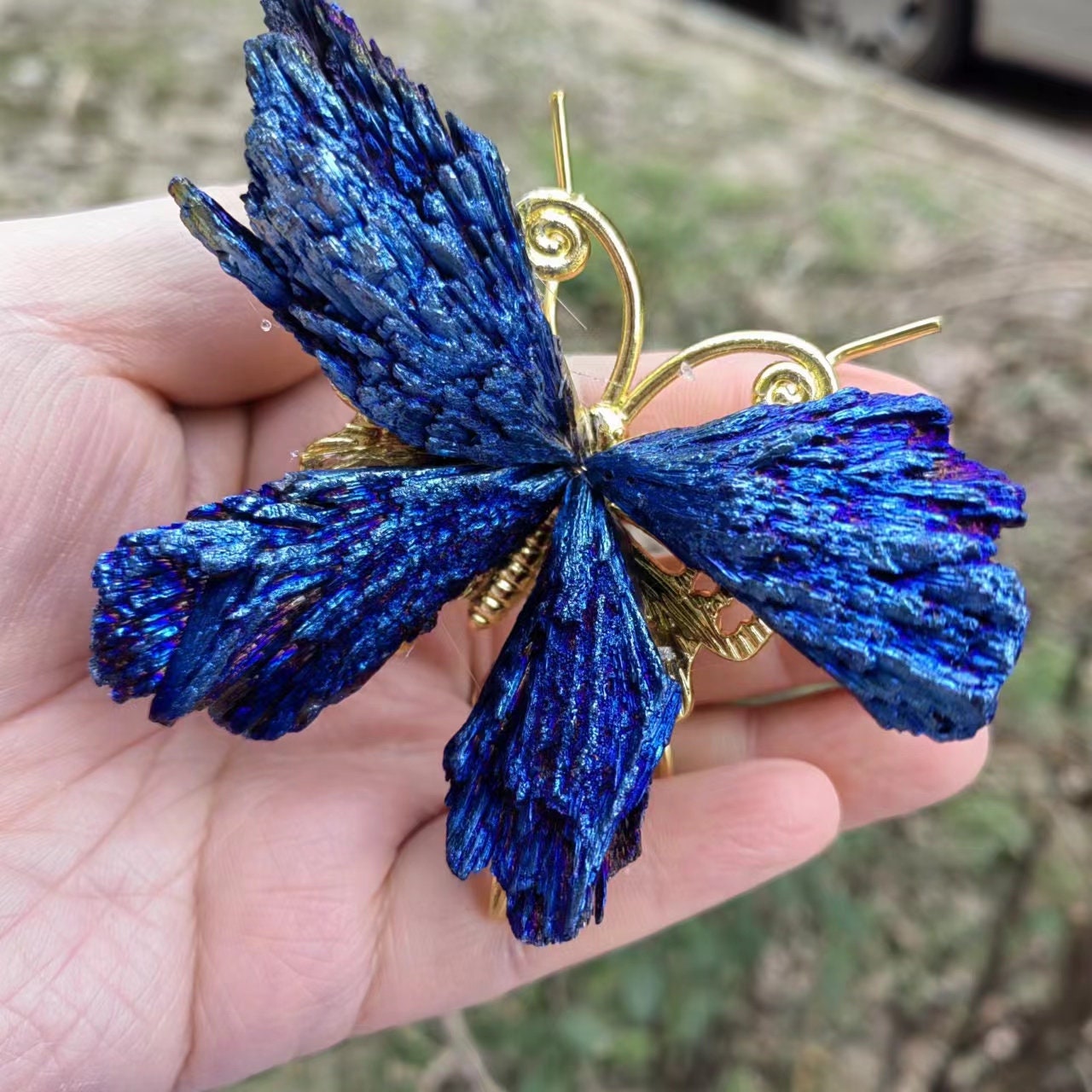 Natural Blue Crystal Butterfly Carved Ornaments Animal Beautiful ...
