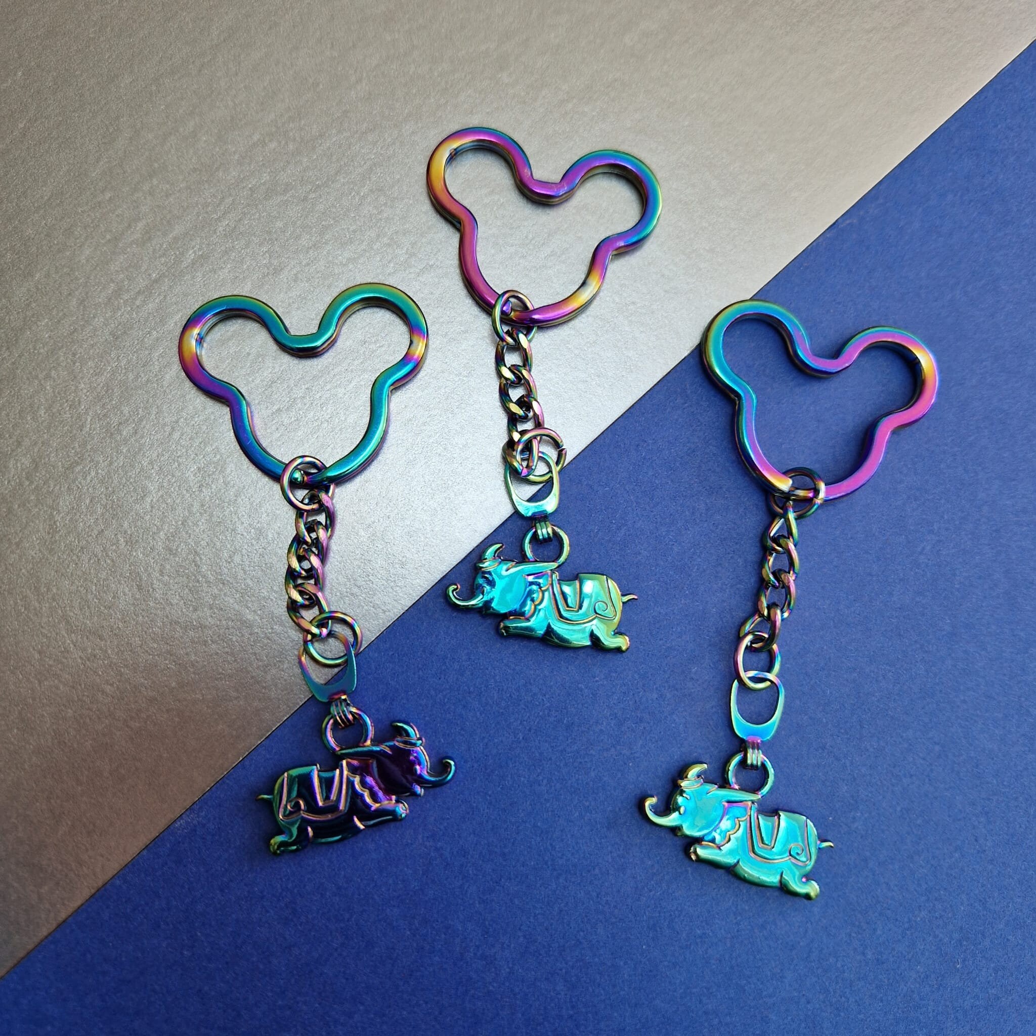 Dumbo Flying Elephant Ride Circus Park Character Metal Keyring or Bag ...