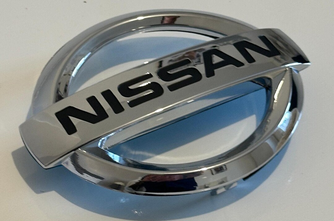 Nissan Altima Radiator Grille Emblem Badge OEM 2007-2013 Part Number ...