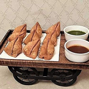 Handcrafted Wooden Serving Tray Platter Tray/platters/redi/thela With ...