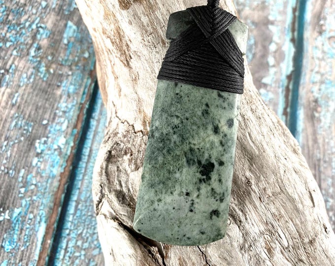 New Zealand Pounamu Greenstone Kōkopu Hei Toki Necklace New Zealand ...