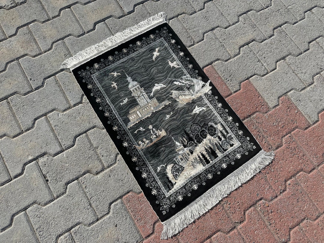 2x2 Maidens Tower Patterned Silk Rug 2x2 Table Silk Rug - Etsy