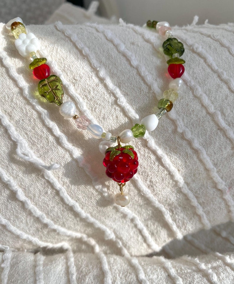 Red Raspberry Garden Necklace, Freshwater Pearl Necklace - Etsy