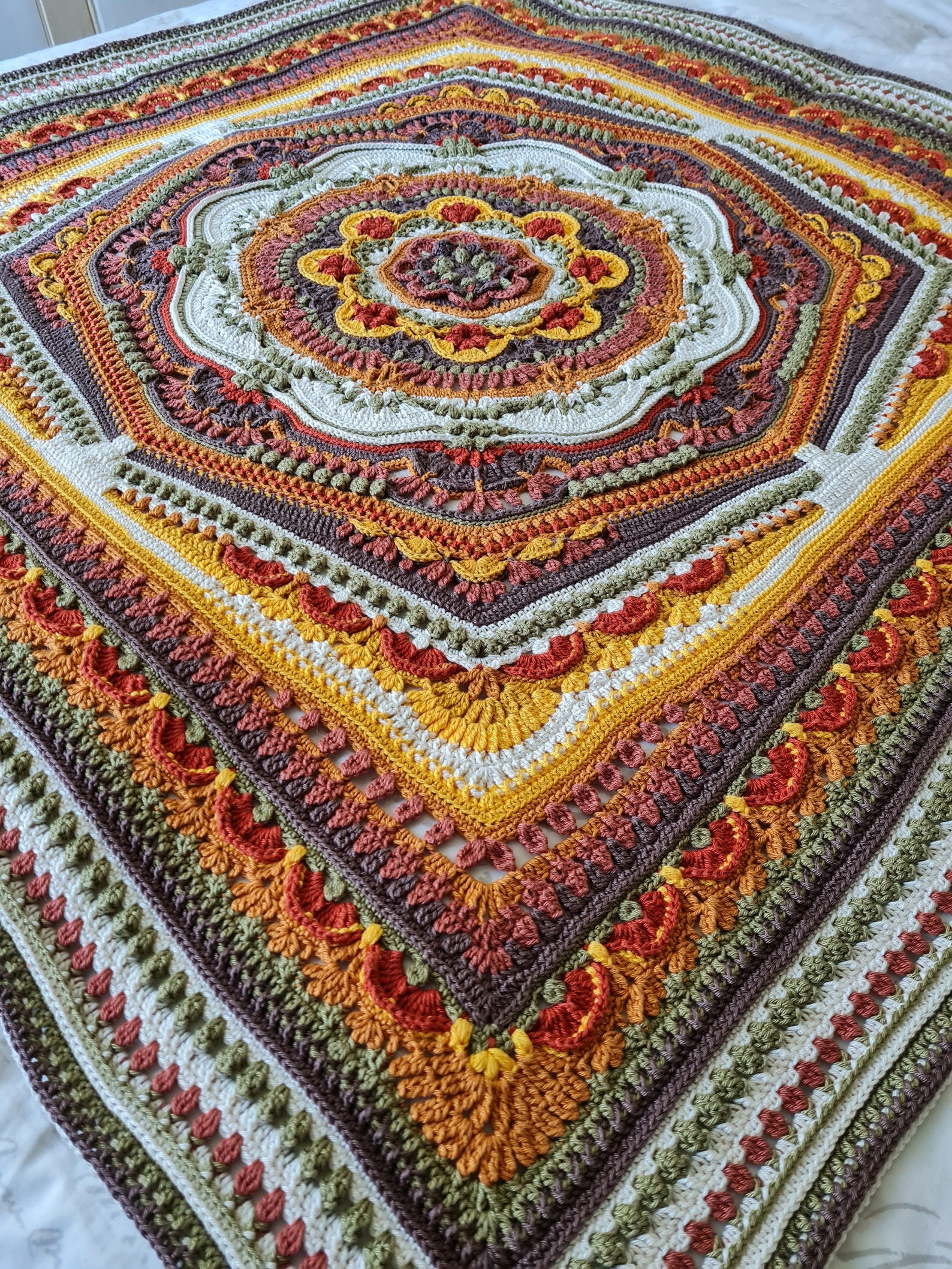 Flora De Flora Sunset Mandala Crochet Blanket - Etsy