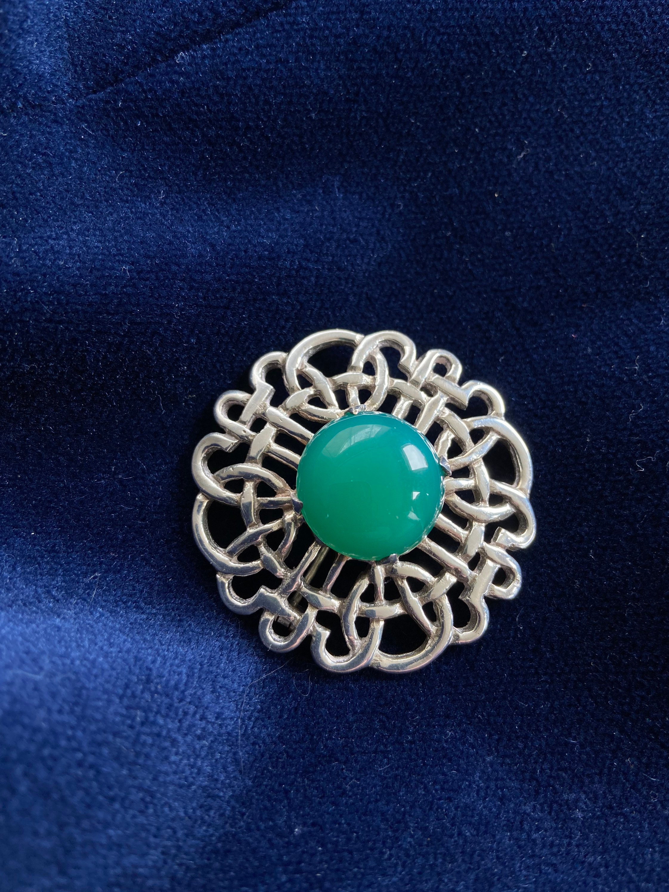 SCOTTISH Silver Signed and Hallmarked Brooch With Green Agate - Etsy