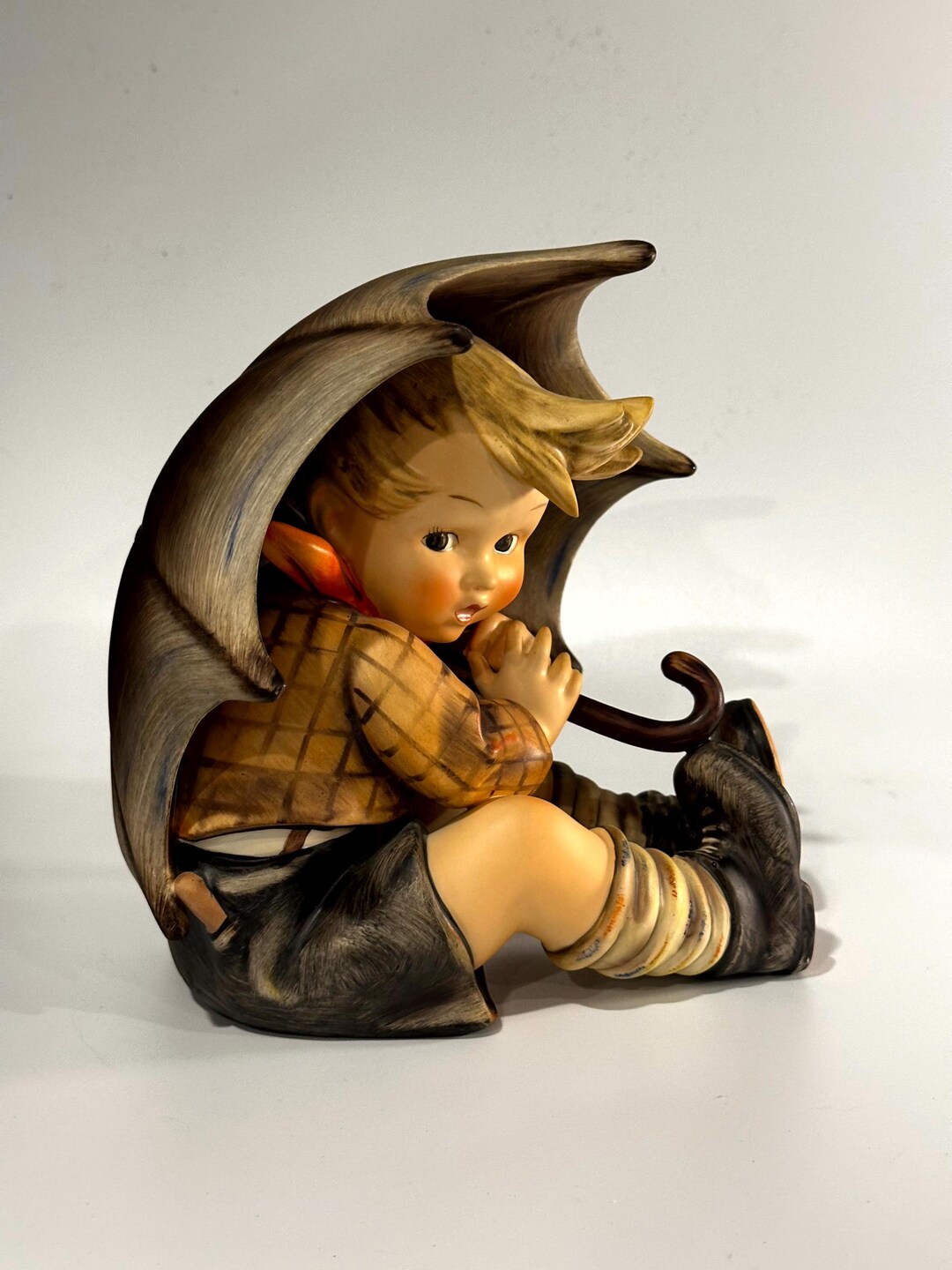 Large Goebel Hummel "boy Under Umbrella" Figurine 152/A TMK-3 - Etsy