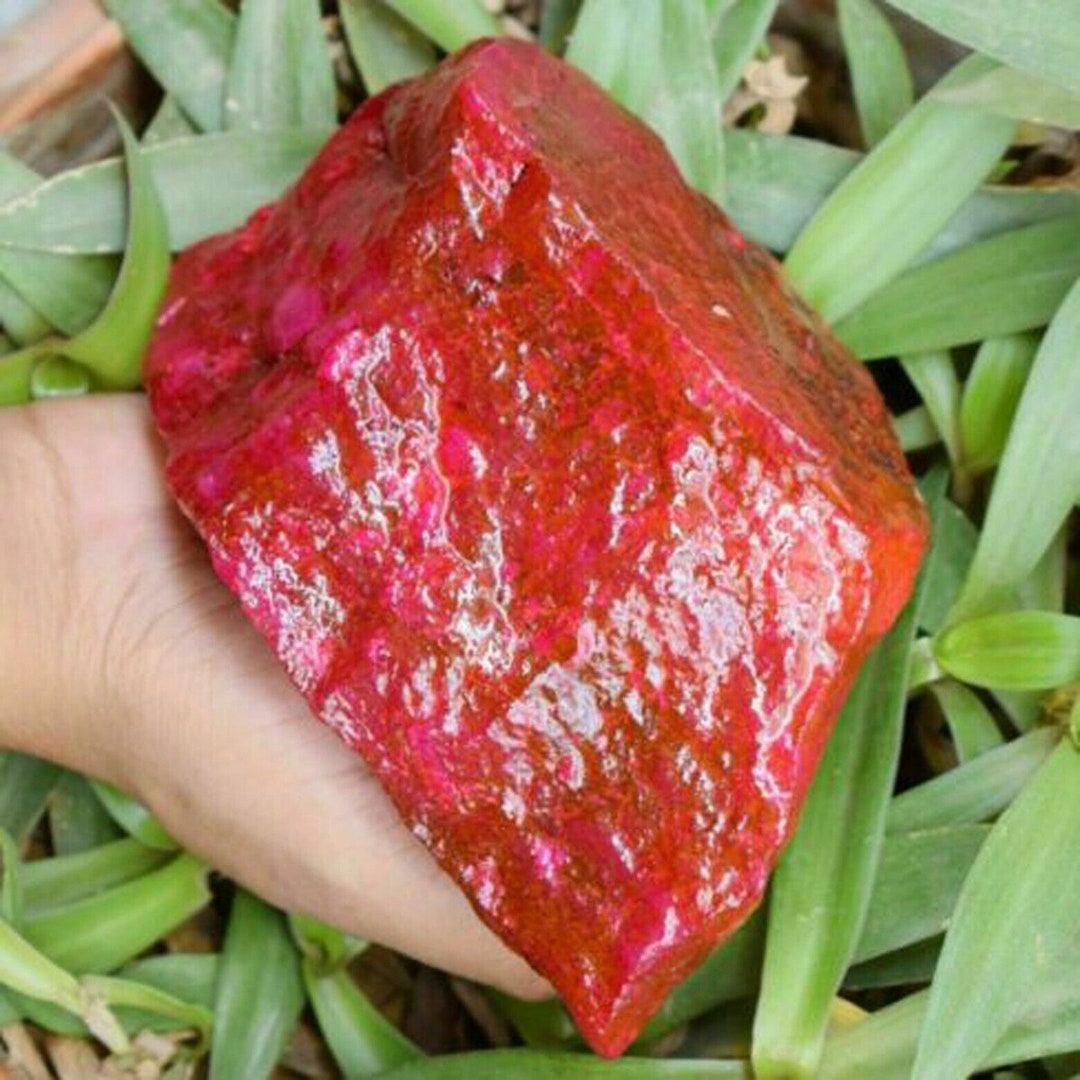 Red Ruby Rough Stone Earth Mind 5000-5500 Carat Certified Natural Uncut ...
