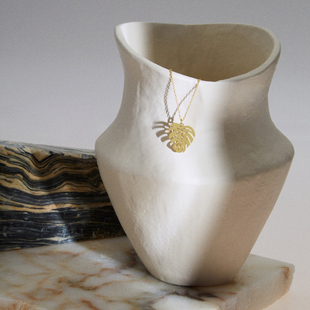 14K Gold Monstera Leaf Necklace, Leaf Pendant, Monstera Jewelry for ...
