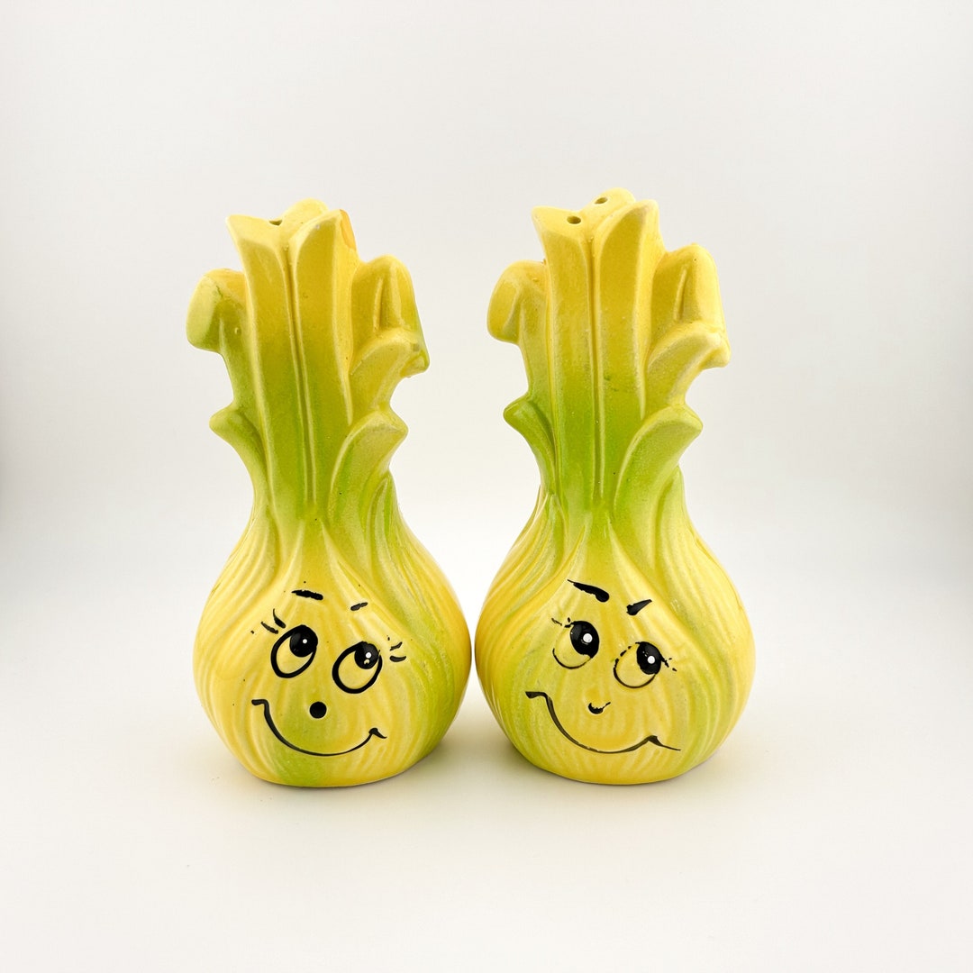 Vintage Anthropomorphic Onion Leek Salt and Pepper Shakers - Etsy