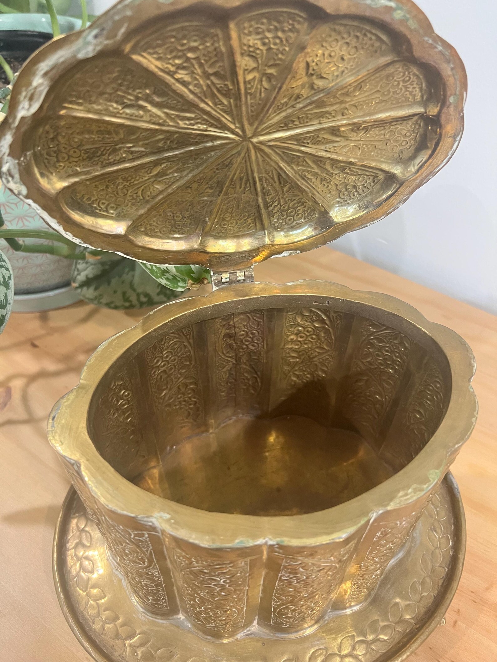 Vintage Brass Biscuit Tea Caddy - Etsy