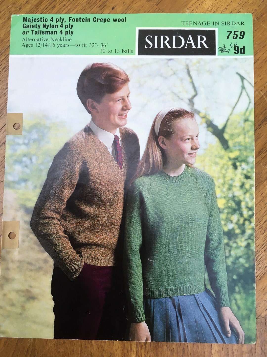 Original Vintage Paper Knitting Pattern 1967 Sirdar Teenage Sweater ...