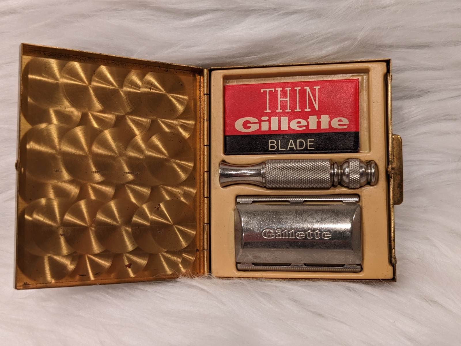 Vintage Woman's Razor, Gillette Razor Blade Kit, Gillette Shaving Kit ...