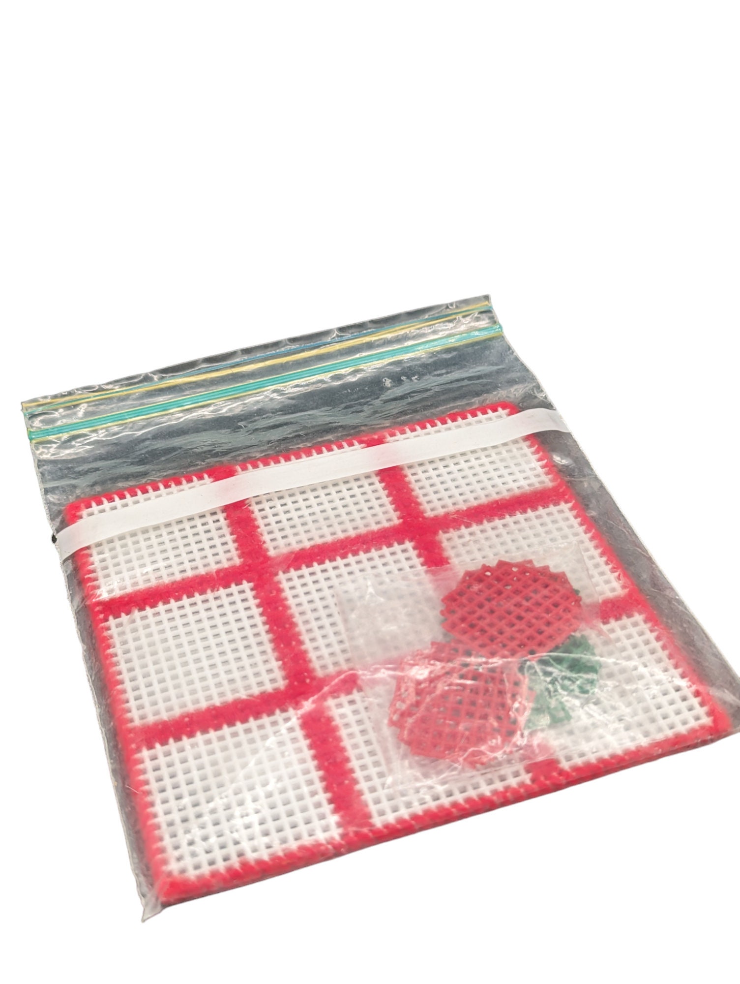 Vintage Games, Tic Tac Toe, Plastic Canvas Needlepoint Tic Tac Toe ...