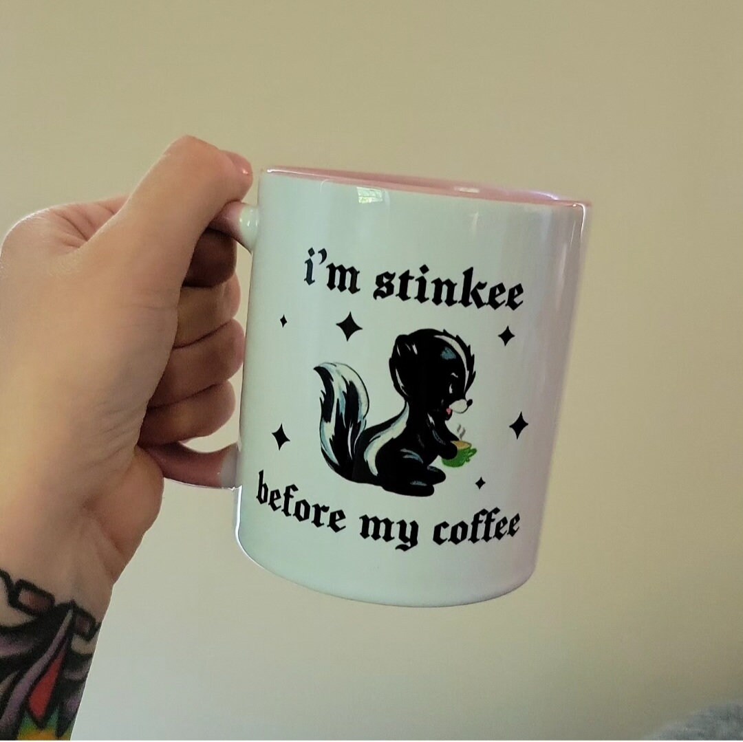Kitsch Skunk Mug 11oz Mug | Cute Gothic Style Vintage Skunk | Funny ...