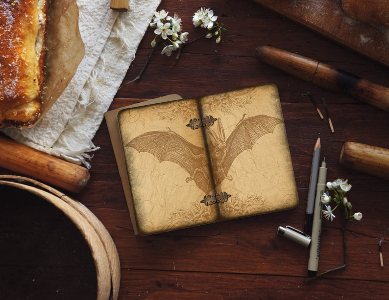 8 PRINTABLE Vintage Bats Junk Journal Lined Pages Digital Download ...