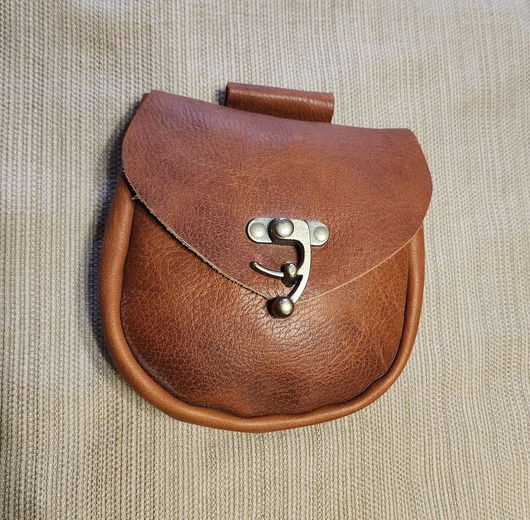 Medium Leather Pouch, Kidney Belt Pouch, Renaissance Belt Pouch ...