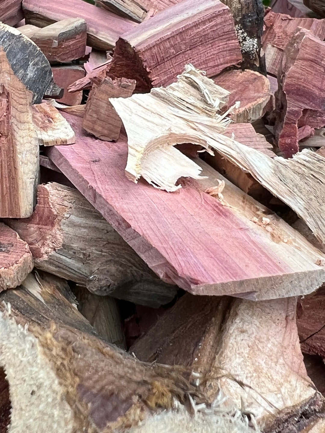 Aromatic Red Cedar Chunks – Crafting, Compost, Fire Starters - Etsy