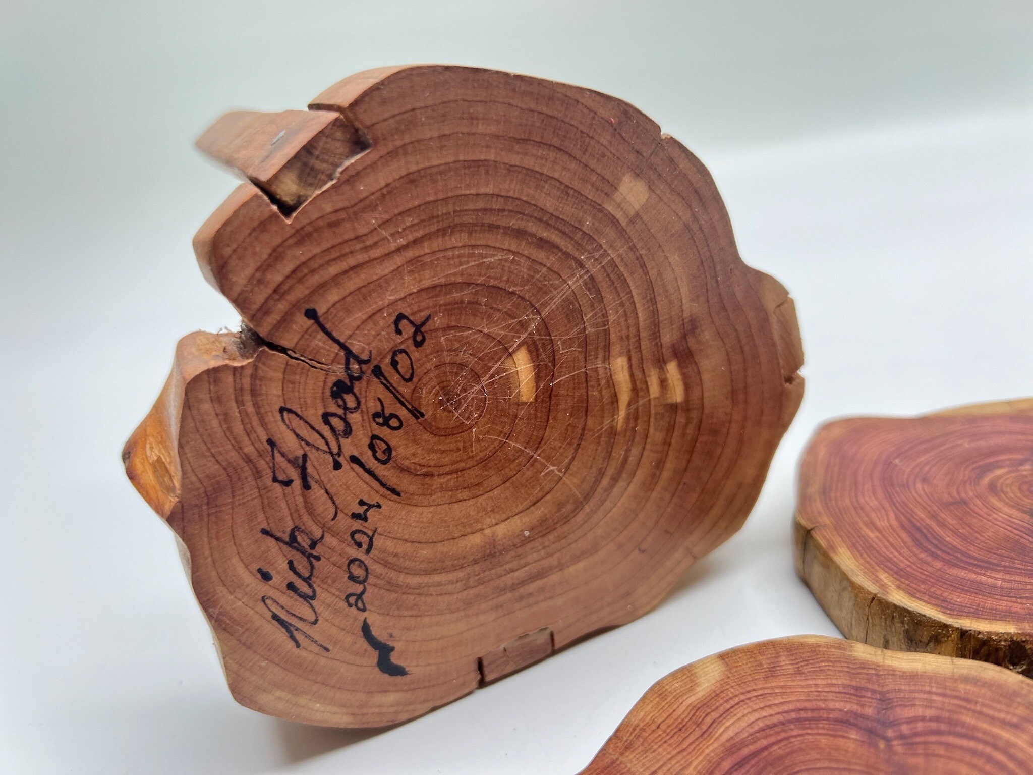 Coasters - Rustic Wood Live Edge Cedar Coaster Set 4pc W/holder ...
