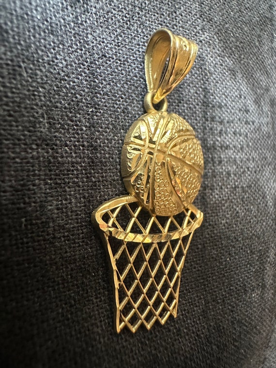 14k Yellow Gold BasketBall Slam Dunk Basket Ball Mich… - Gem