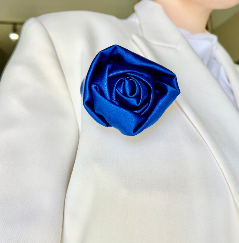 Silk Flower Brooches in Red Color, Handmade Floral Brooches, Big Flower ...