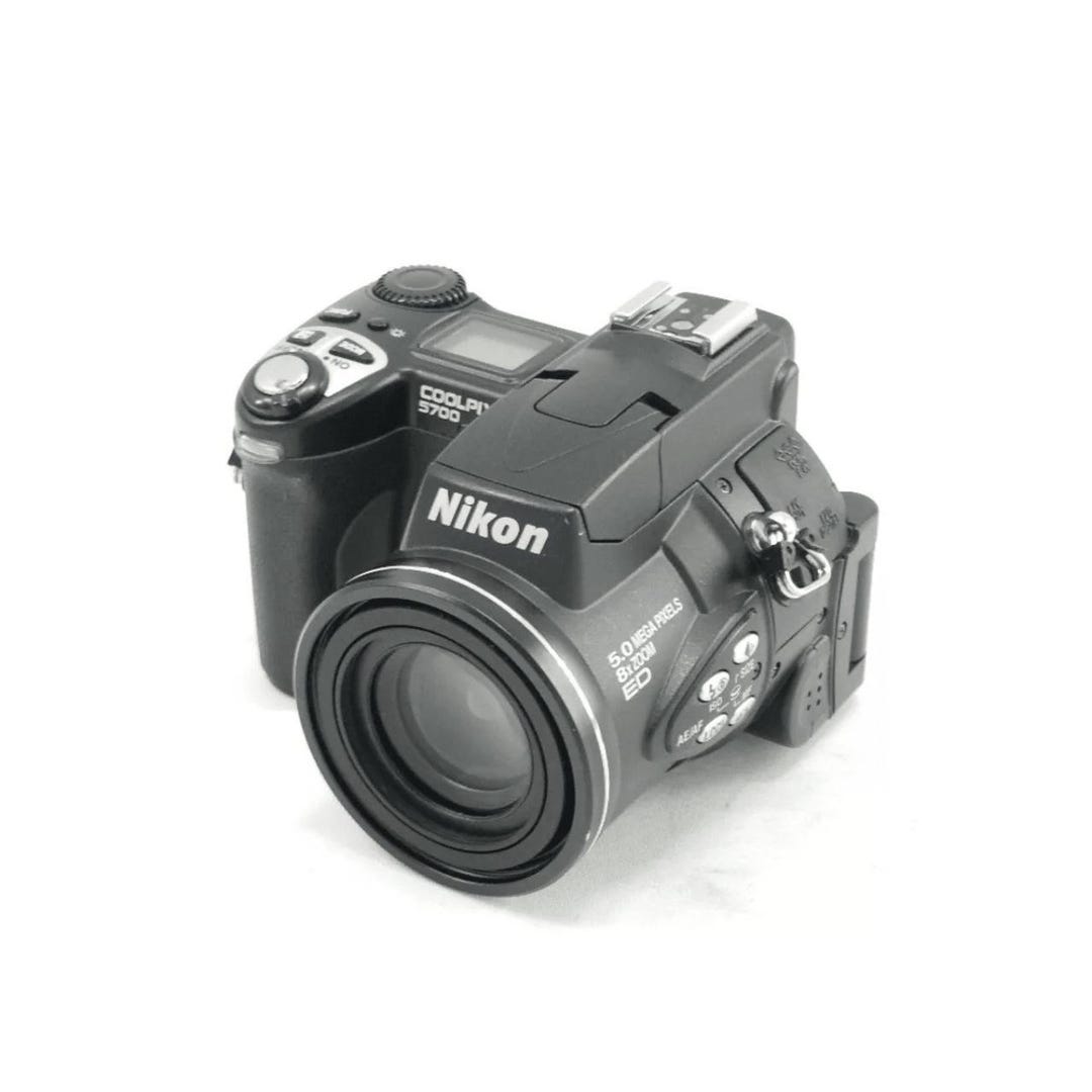 Nikon Coolpix 5700 Black 1.5-in Screen 5MP Digital Camera With 8x ...