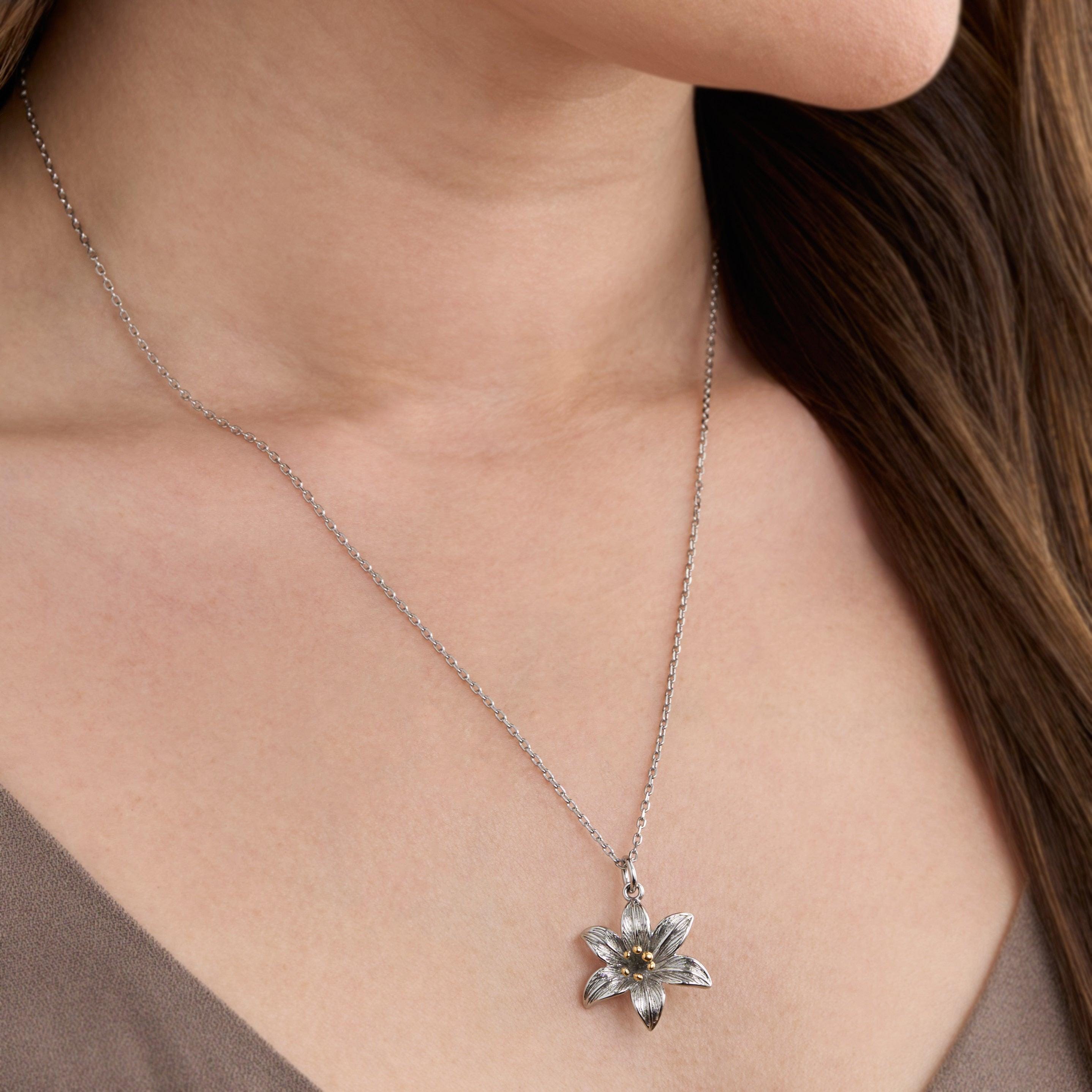 Lily Necklace, Spring Flower Jewelry, Stainless Steel Chain - Etsy