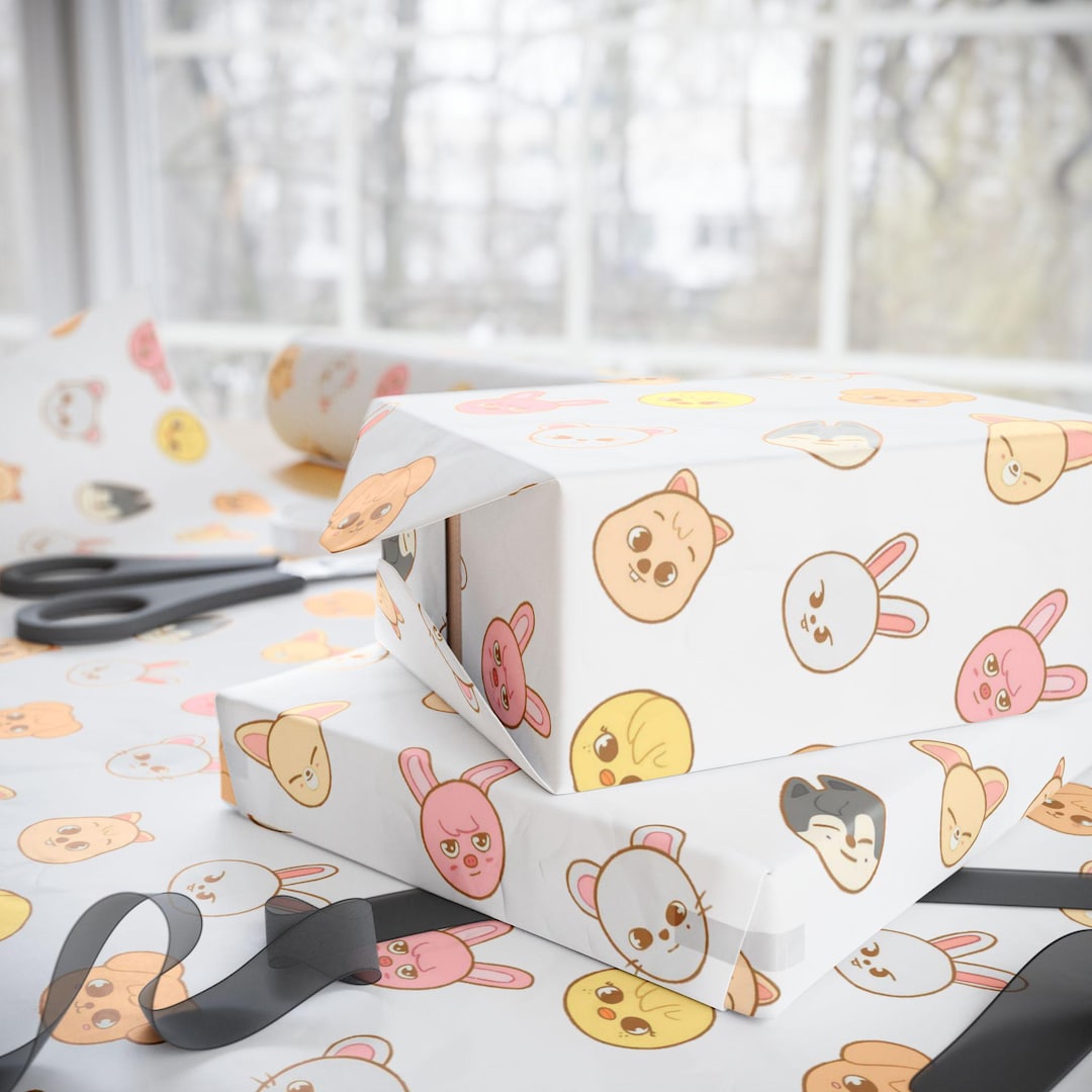 Stray Kids Wrapping Paper, Stray Kids, Stray Kids Decor, Stray Kids ...
