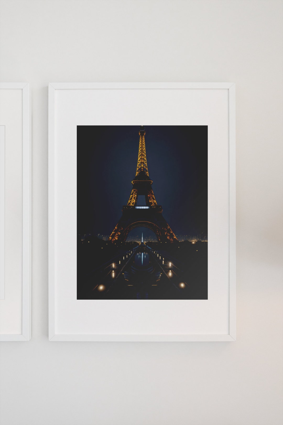 Eiffel Tower Poster / Eiffel Tower / Wallart / Realistic / Stunning ...
