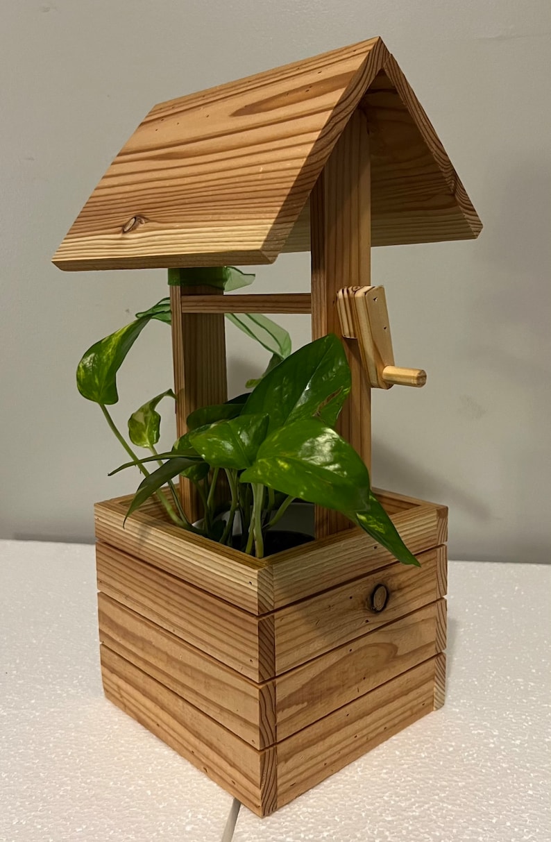 Handmade Cedar Wishing Well Plant Holder - Etsy