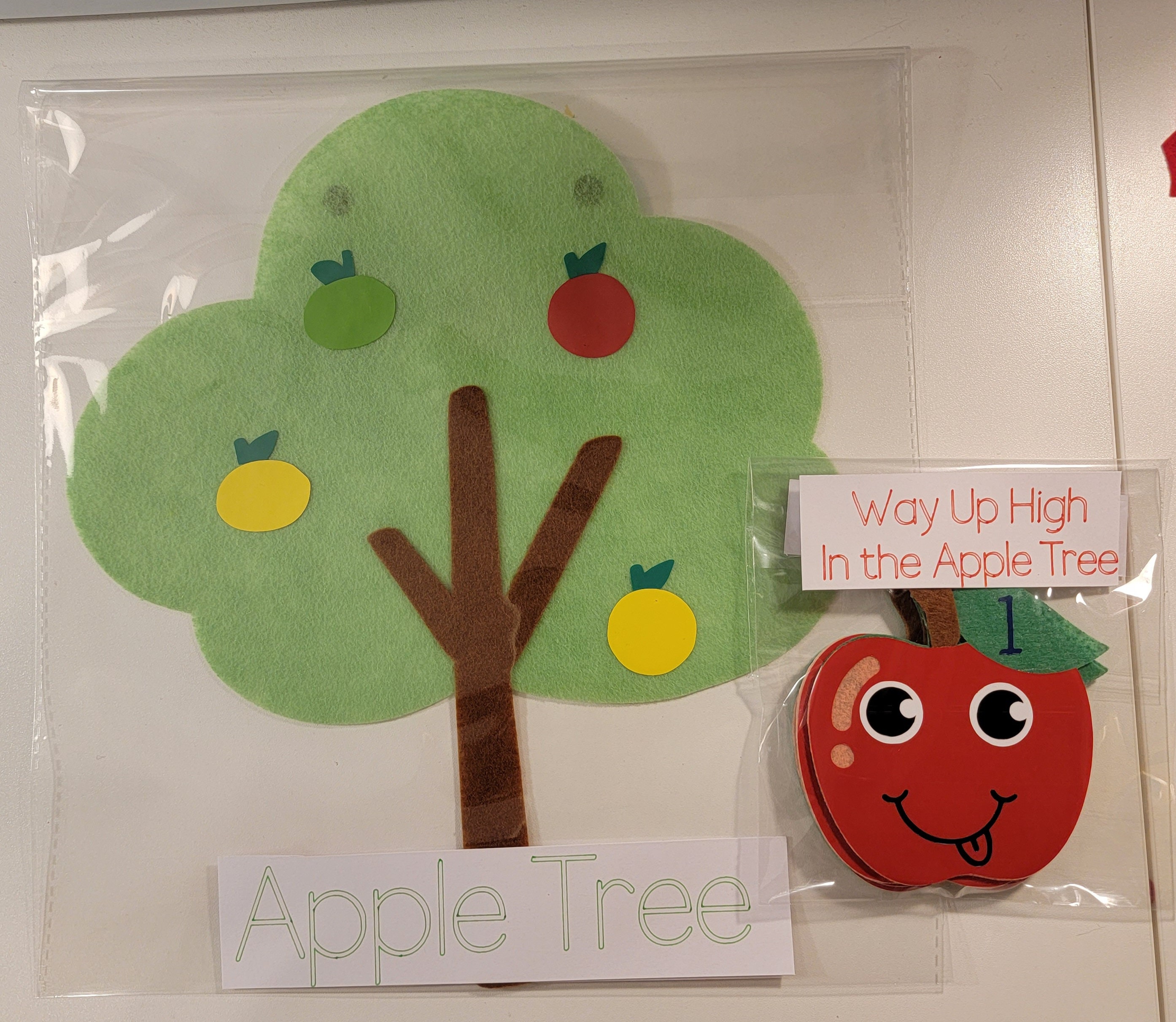 5 Little Apples - Etsy