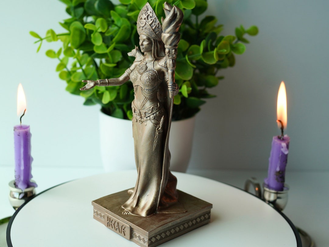 Hecate Statue Hecate Altar Kit Statue, Hekate is Adorned With Athame ...