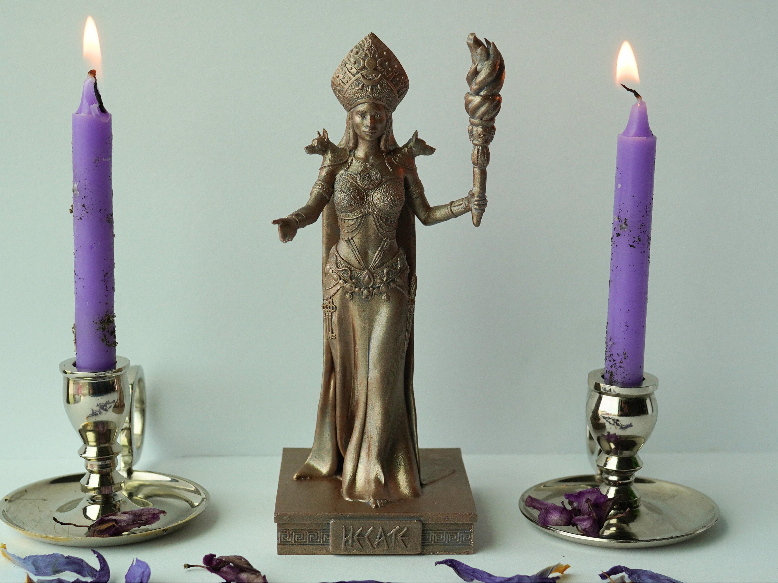 Hecate Statue Hecate Altar Kit Statue, Hekate is Adorned With Athame ...