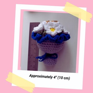 Crochet Daisy Flower Bouquet Keychain Pattern: Easy Tutorial (PDF ...
