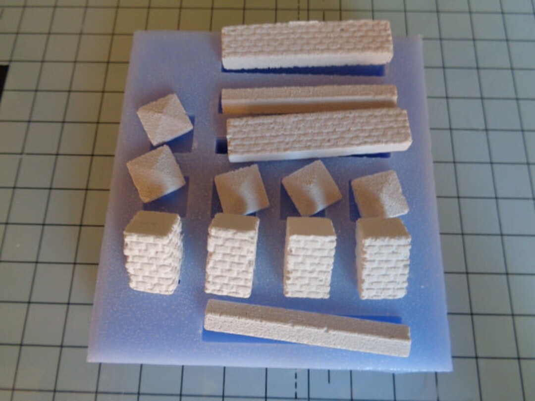 DT40 Brick Town Walling - Model Railway Scenery Mould - Etsy