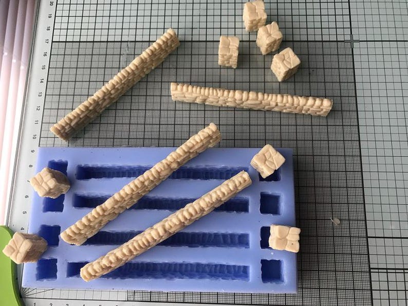 DT21 Country Stone Walling - Model Railway Scenery Mould - Etsy