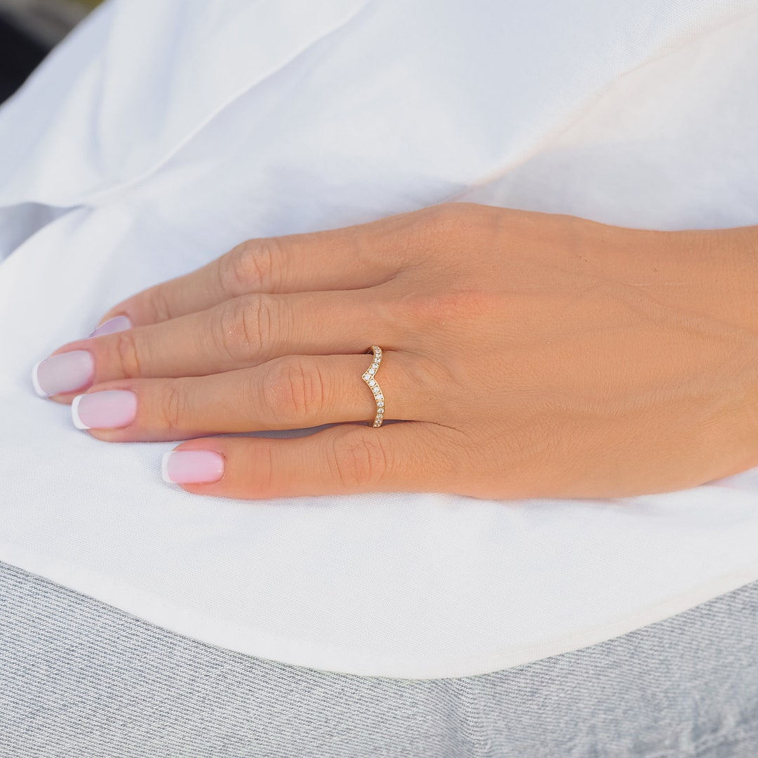 18k Gold V Ring • Diamond Curved Ring Gold • Diamond Chevron Ring Gold ...