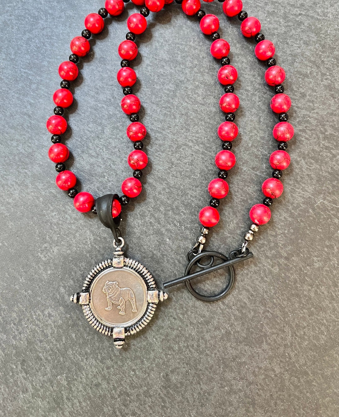 Necklace Bulldog Coin Medallion Pendant Beaded Themed Necklace Red ...